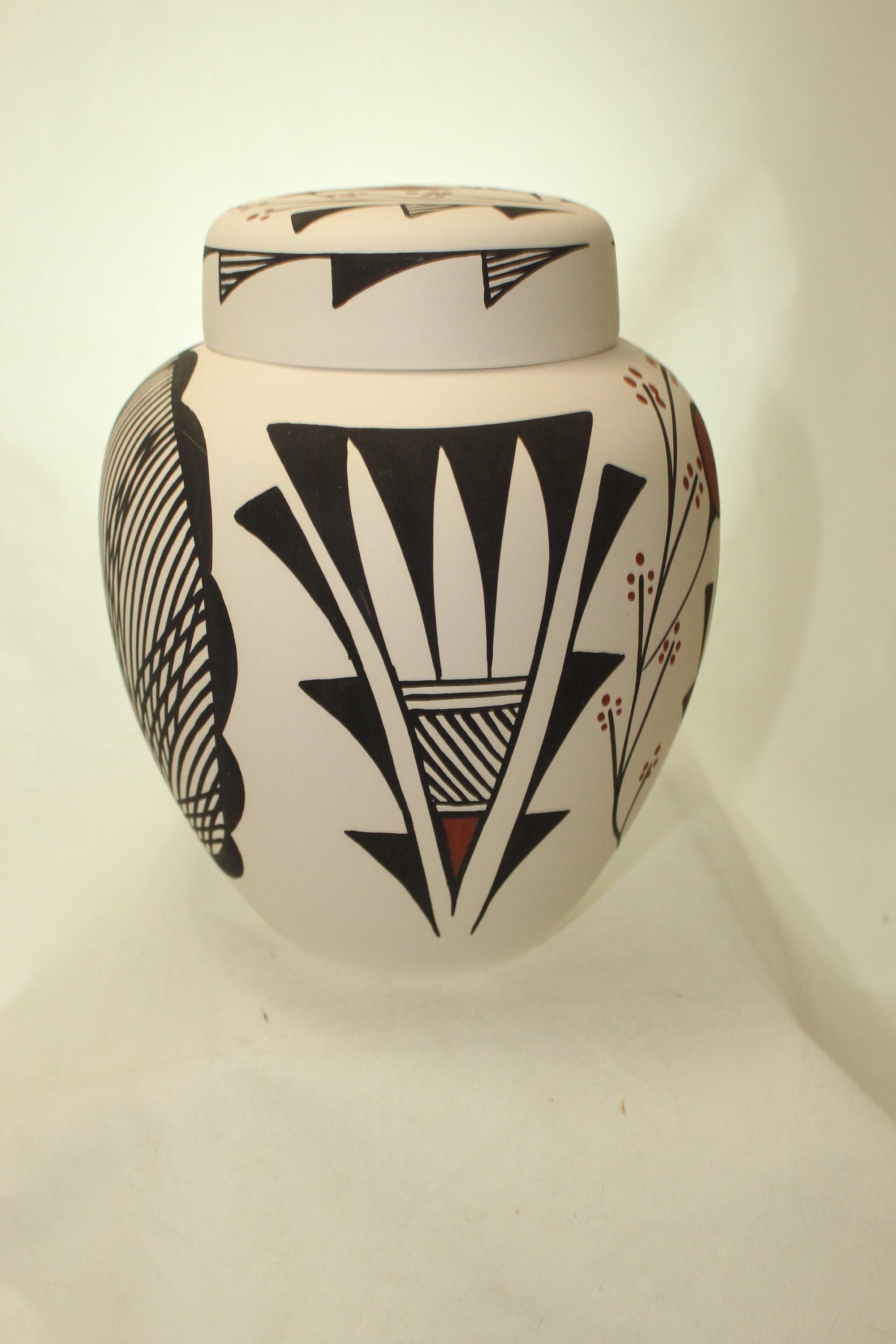 Hummingbird Design Native American Adult Cremation Urn, Large Cremation ...