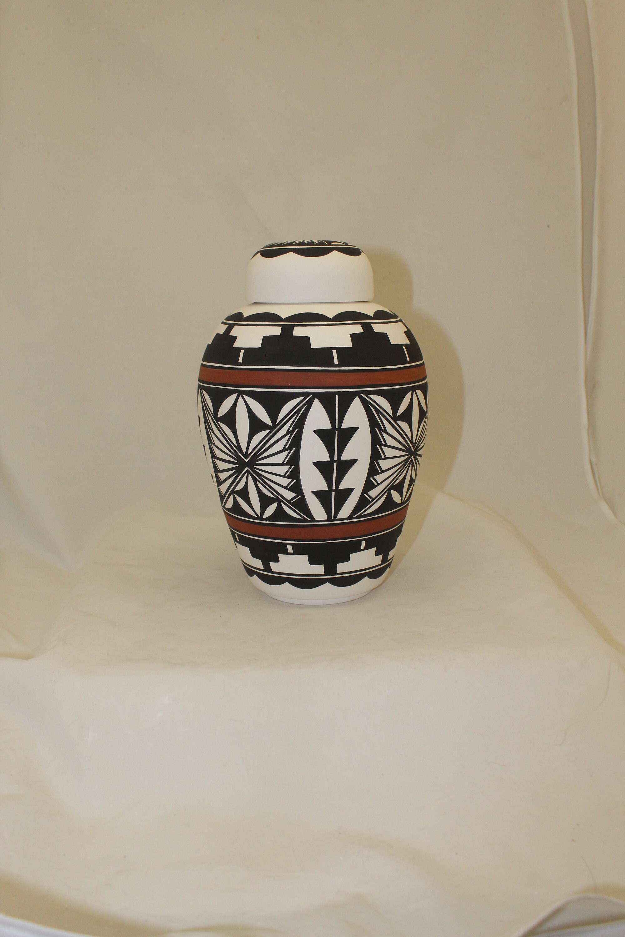 Native American Urn Ceramic Jar with Lid, Adult Cremation Urn, Jar with ...