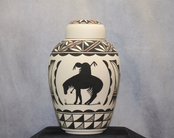End of the Trail Native American Adult Cremation Urn for Human Ashes ...