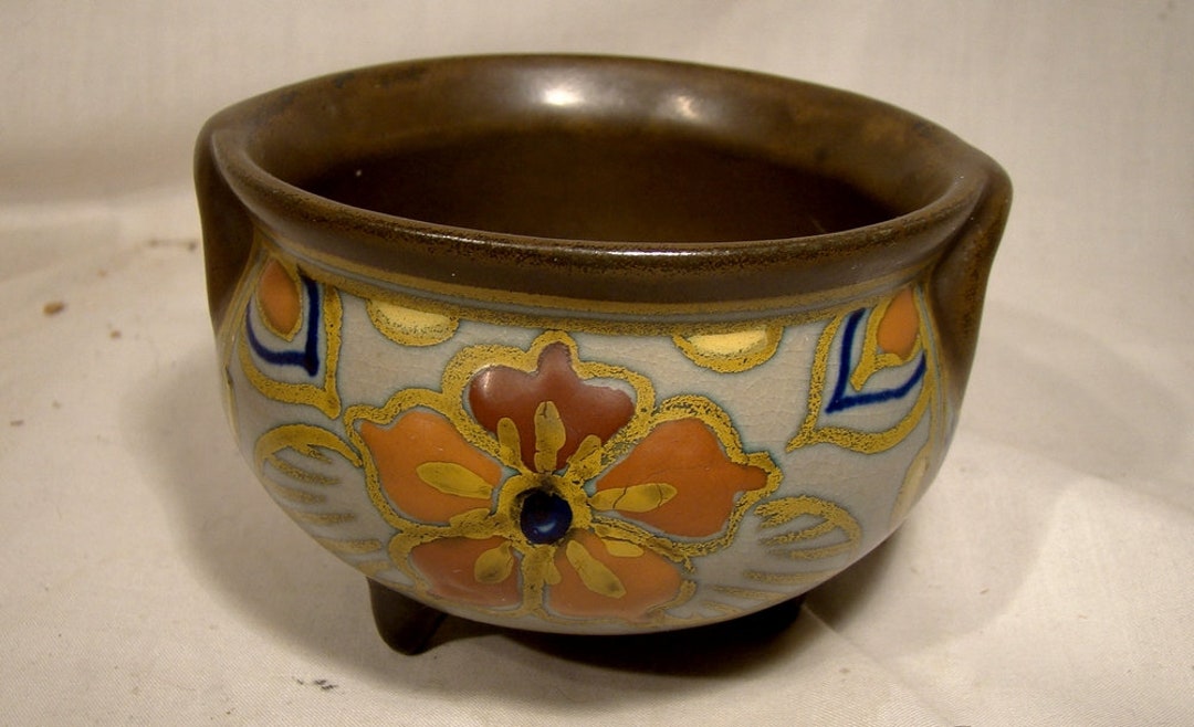 PZH Gouda Pottery Hilaire Cauldron-shaped Bowl 1920s - Etsy