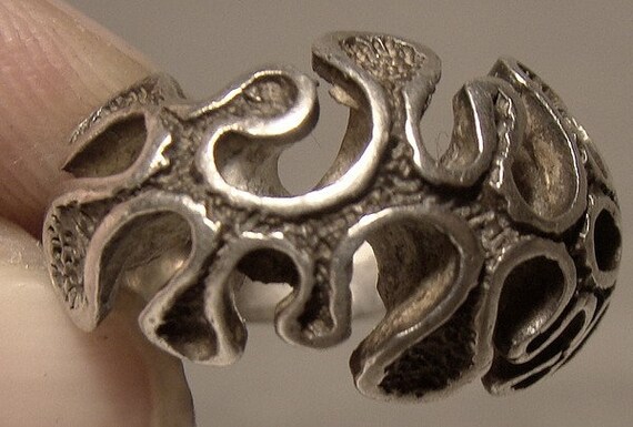Handmade Sterling Silver Wavy Retro Studio Ring 1950s… - Gem