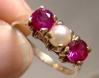 Ruby Pearl Ring | Etsy