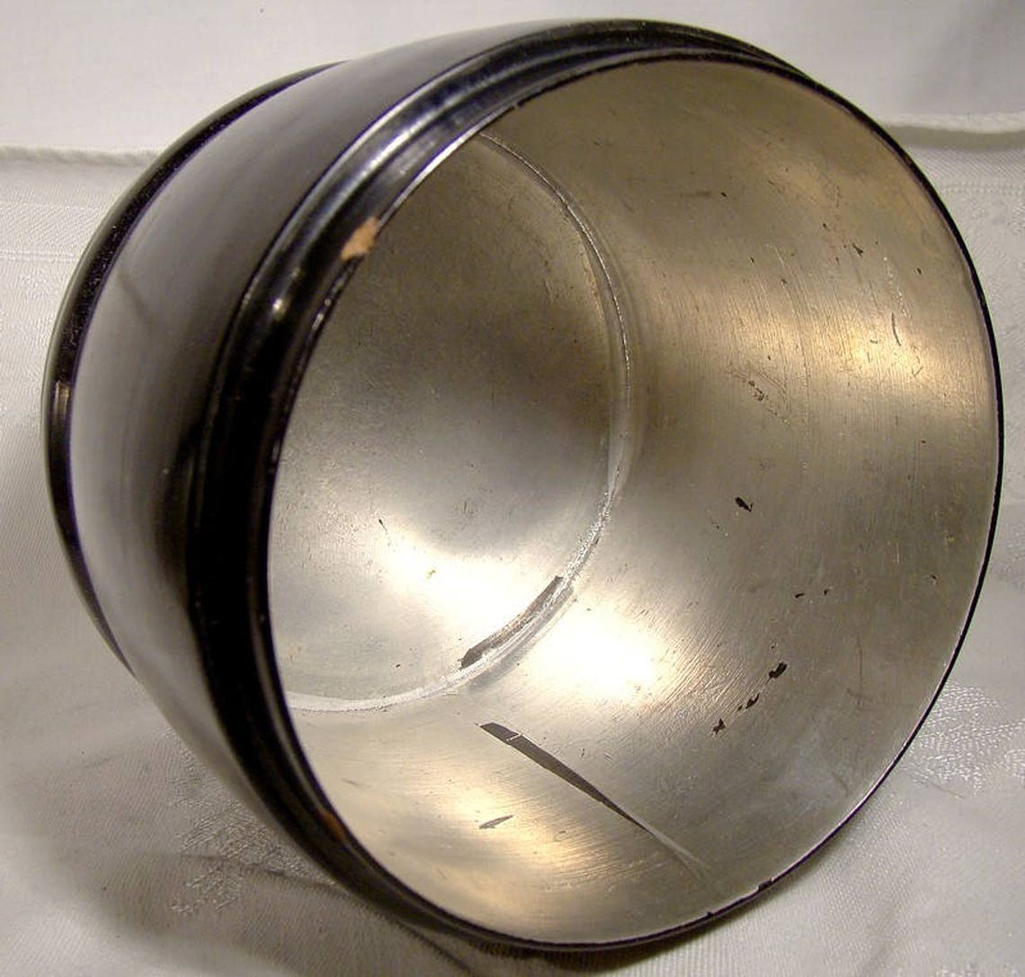 Signed Vishnyakov Russian Winter Troika Hand Painted Lacquer Box or ...