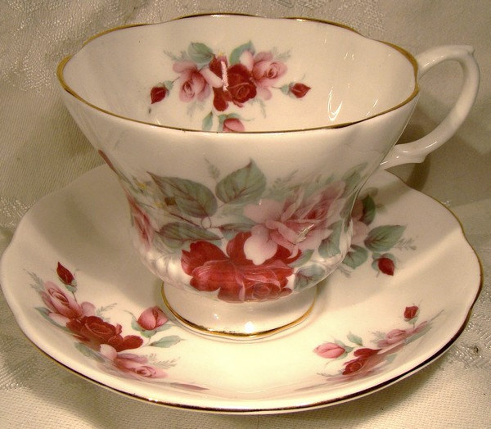 Royal Albert Pink and Red Roses Tea Cup and Saucer 1960s Teacup - Etsy