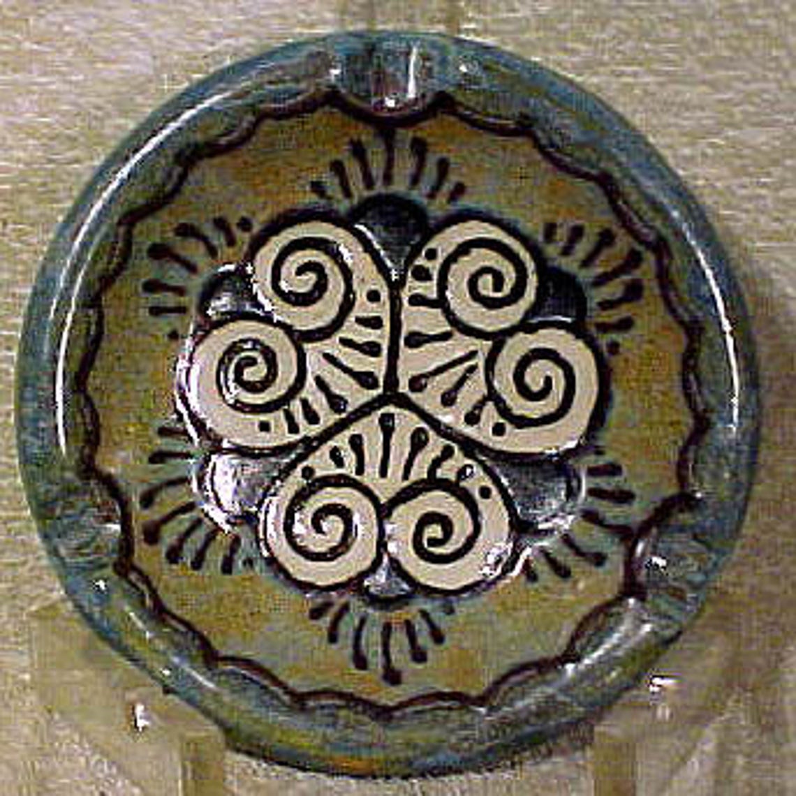 Quimper Art Pottery Ashtray 1970s - Etsy Canada