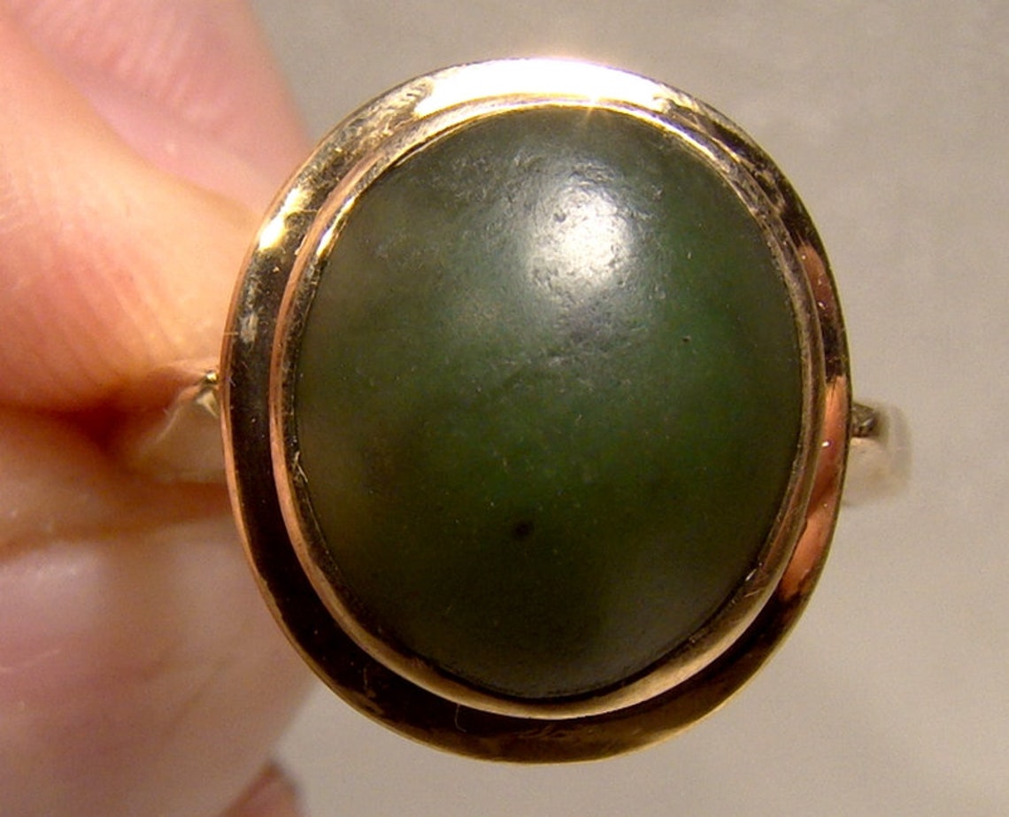 10K Yellow Gold Nephrite Jade Cabochon Ring 1960s Size 7-1/2 - Etsy Canada