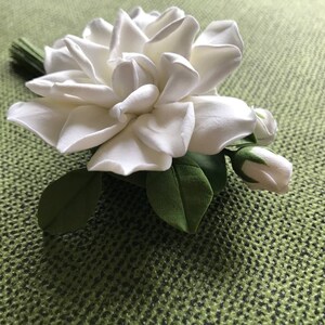 Very Light Ivory Gardenia. Buttonhole Boutonniere for Men. - Etsy