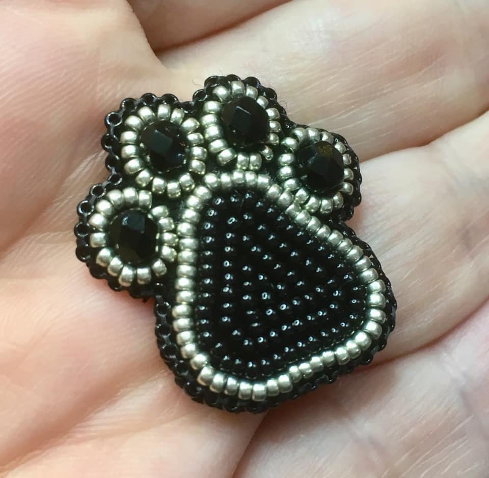Paw Print and Rainbow Bridge Brooch Tutorial - A Bead Embroidery ...