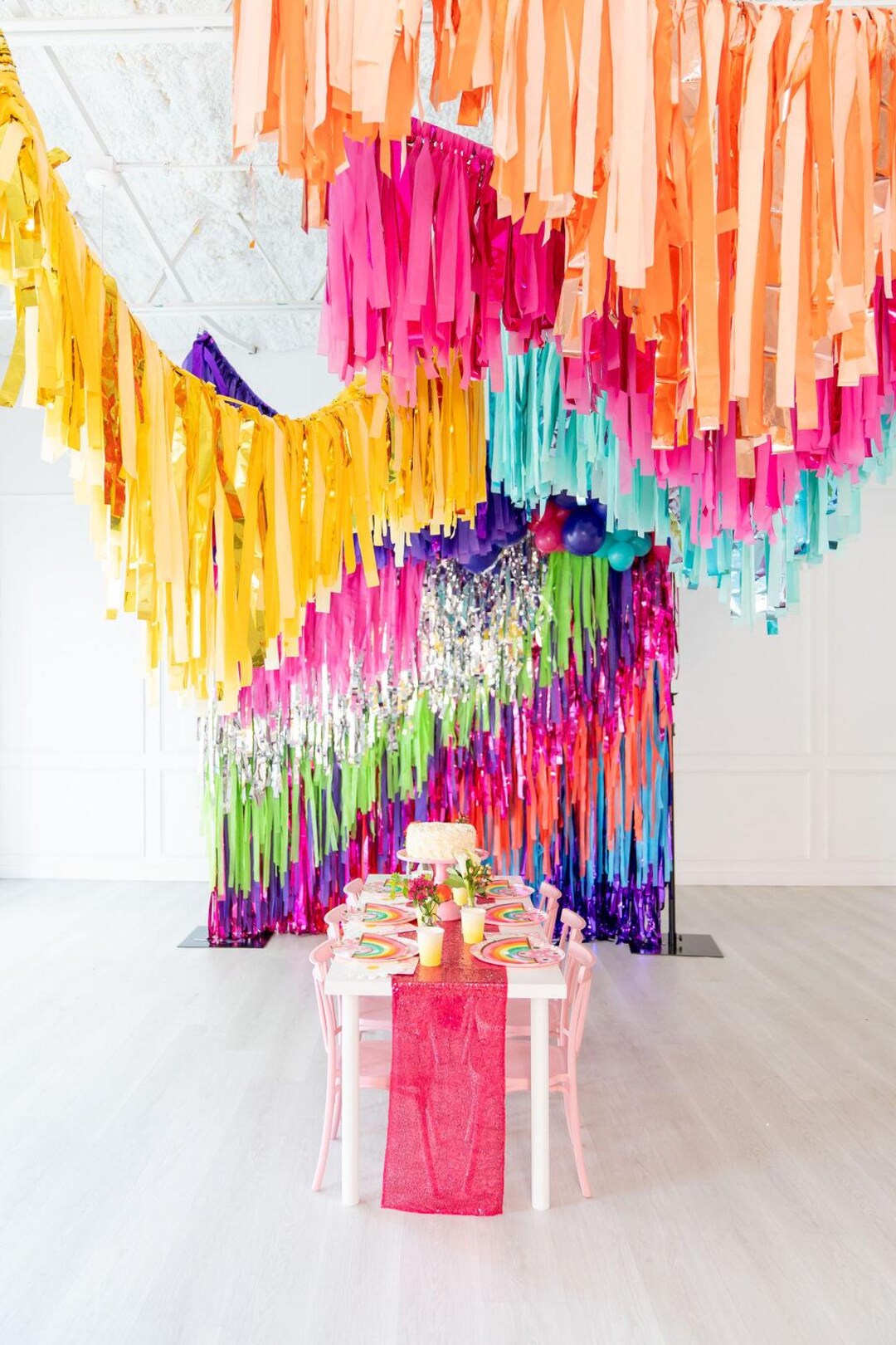 Starstruck Aerial Fringe – Ceiling Fringe Decor for Party Celebrations ...