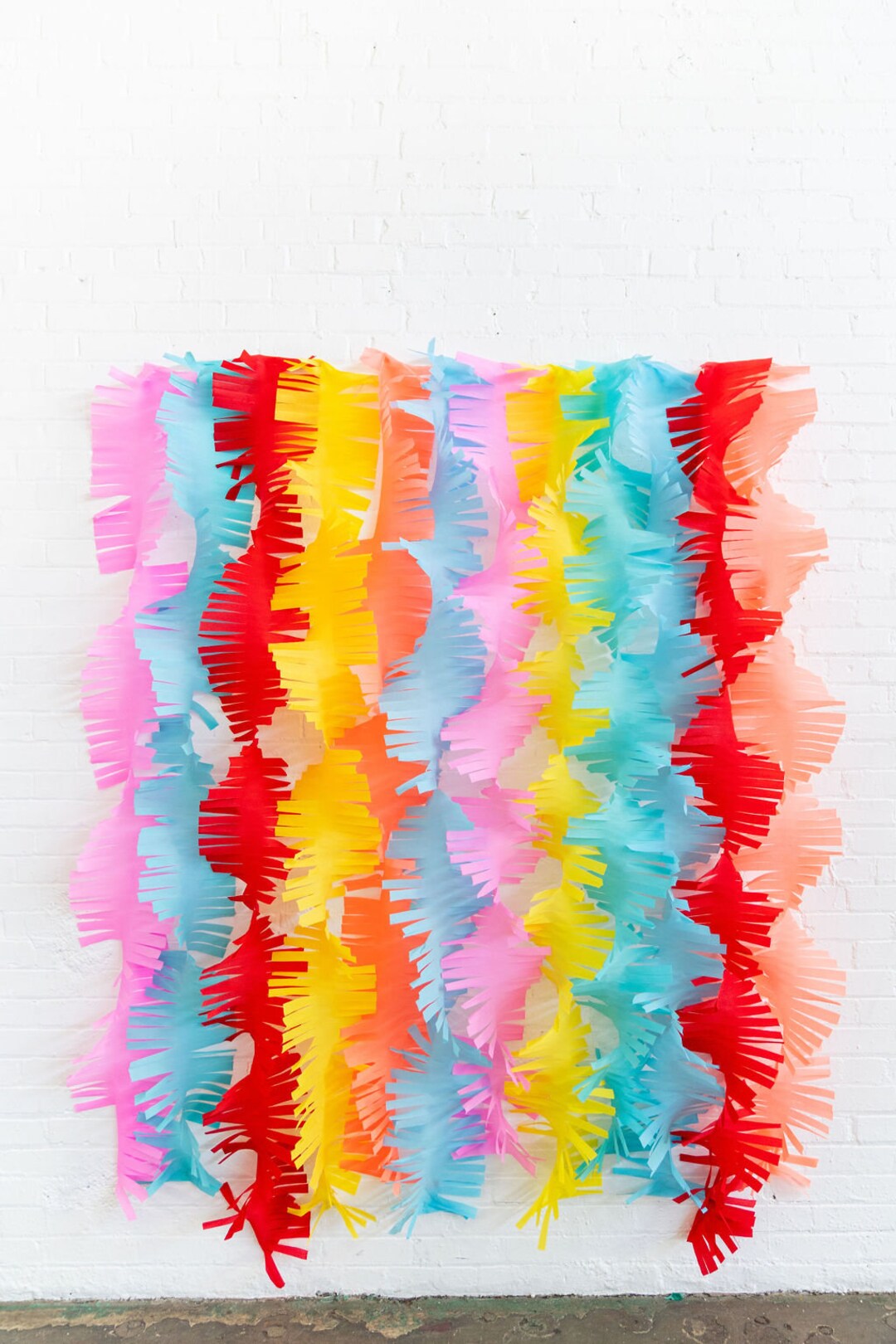 Crepe Paper Fringe Streamers Affordable Backdrop Idea Fiesta, Tacos ...
