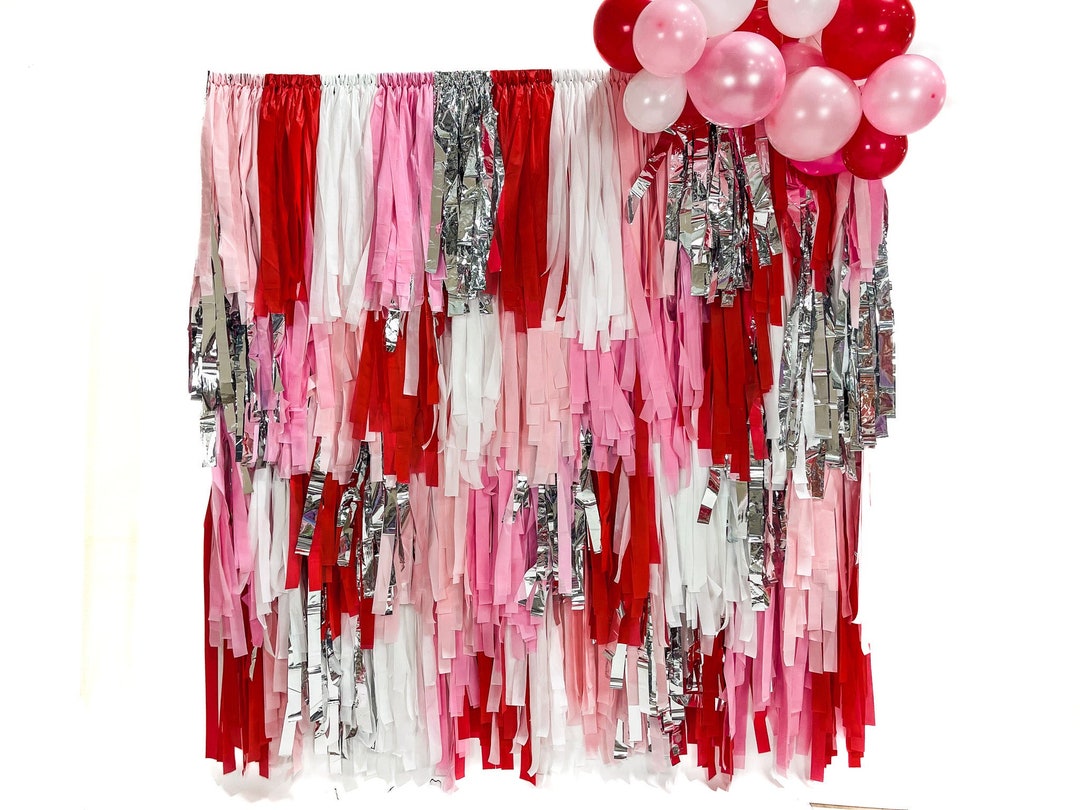 XOXO Fringe Backdrop 1fringe Backdrop Streamer Wall Bachelorette ...