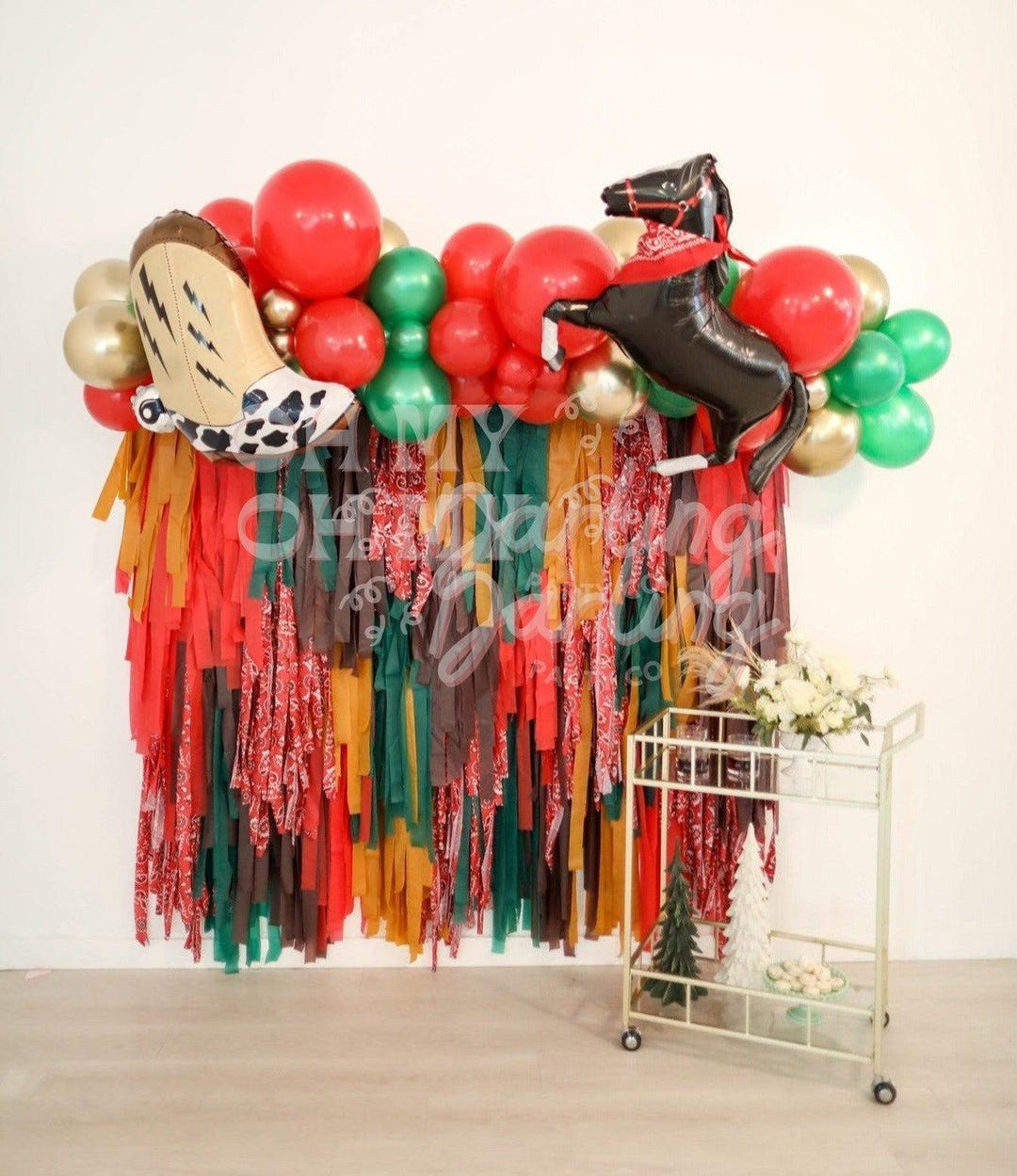 Howdy Christmas Reusable Backdrop, Western Christmas Party, Merry ...