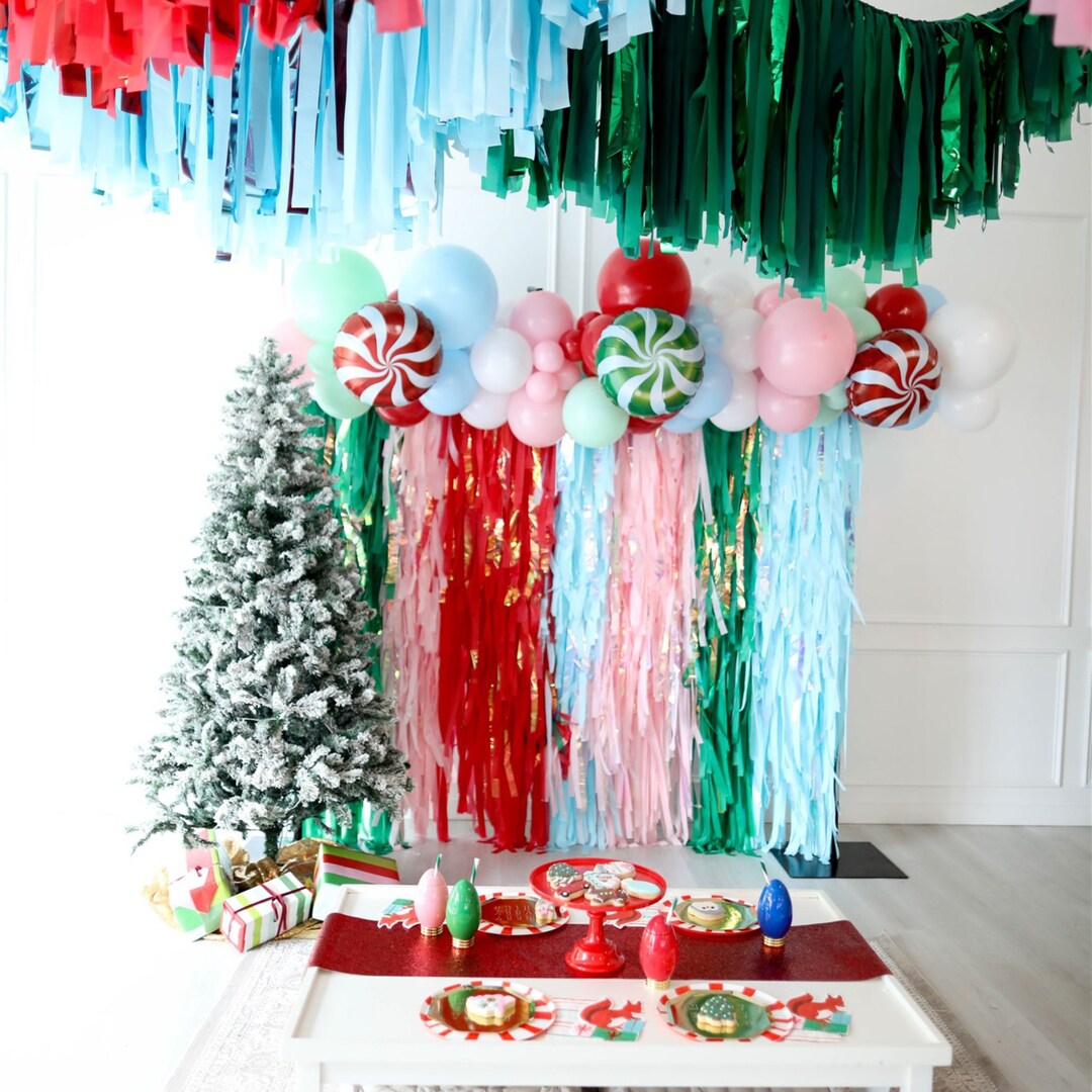 Christmas Backdrop and Fringe Garland Friendsmas Fringe Garland ...