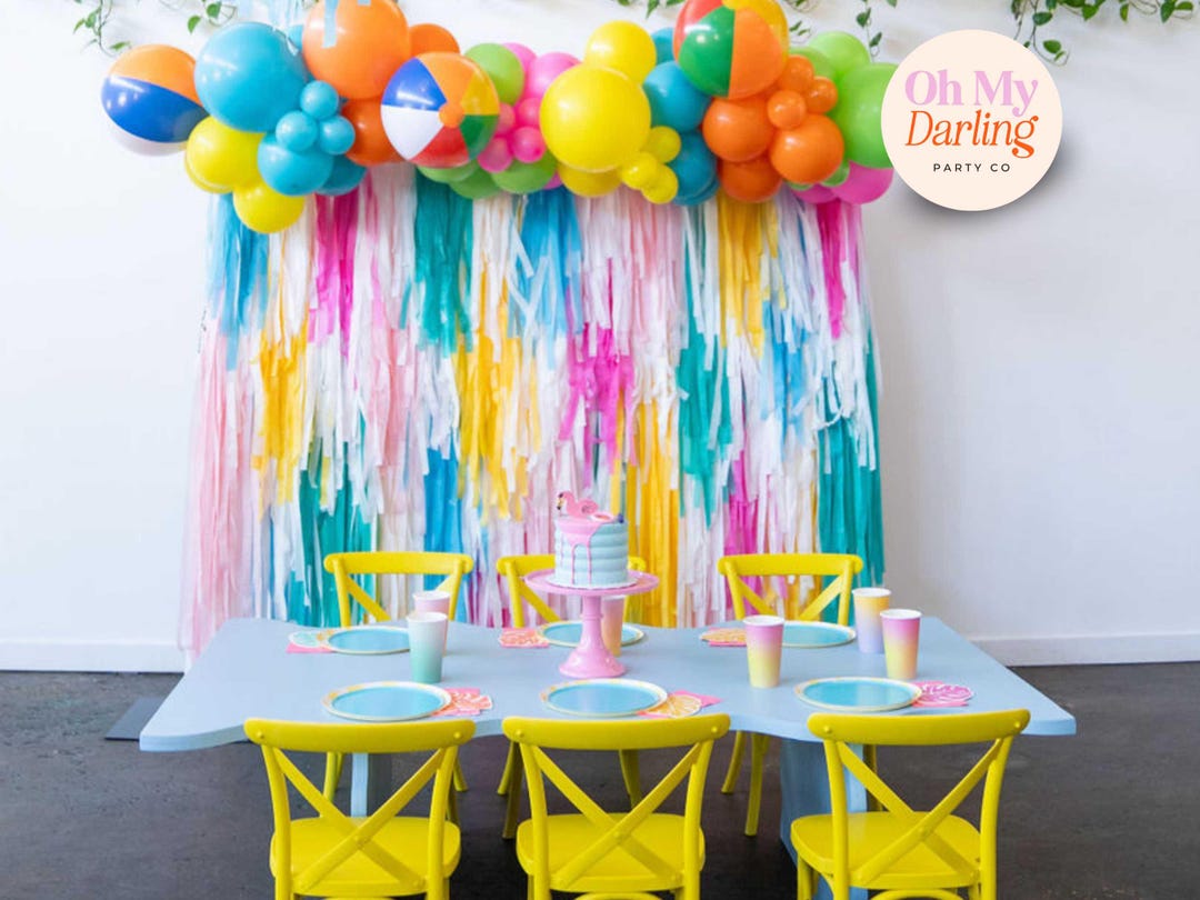 Streamer Wall – Colorful Beach Ball Streamers for Pool Party Decor ...