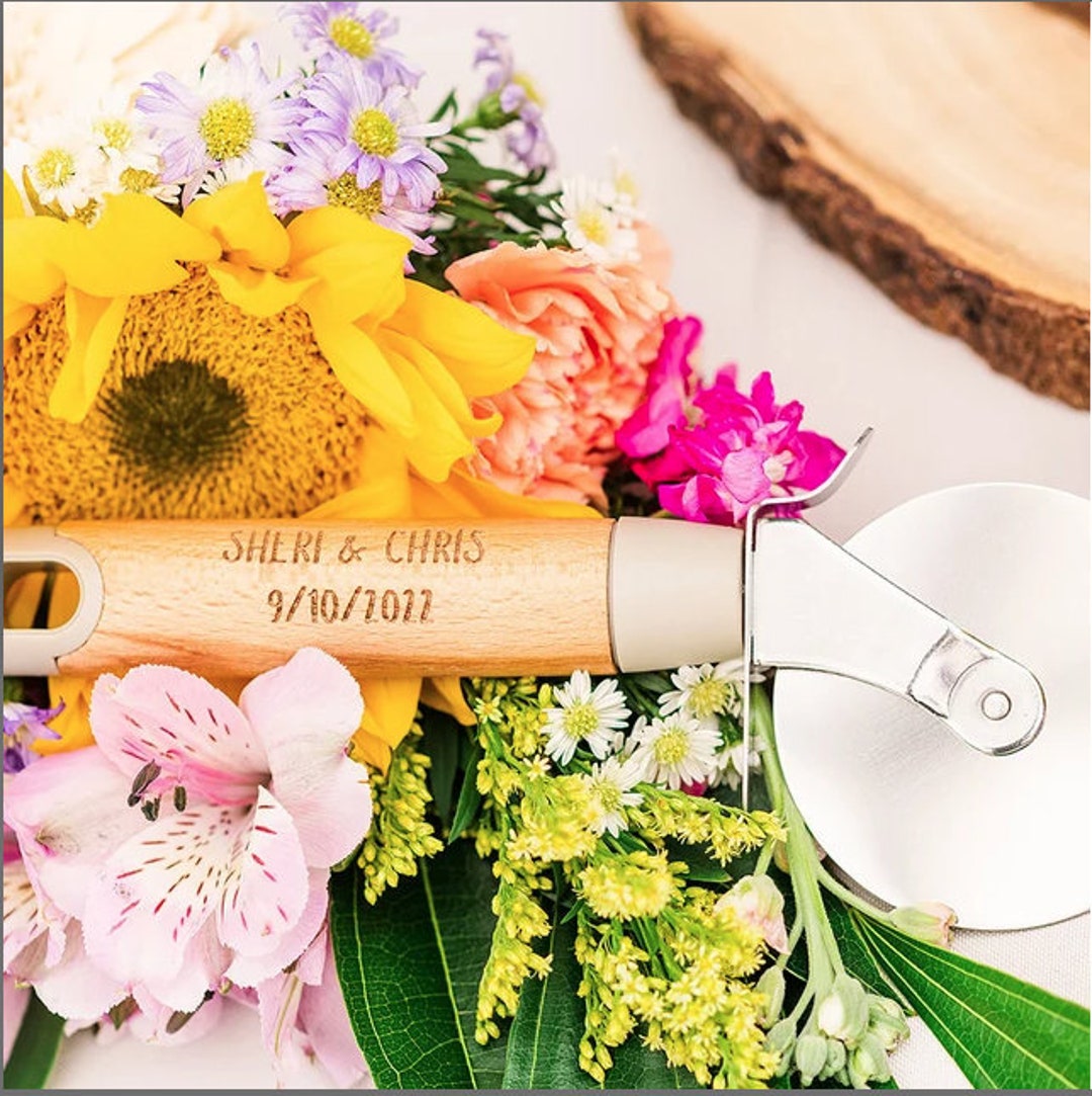 Custom Pizza Cutter - Engraved Pizza Slicer - Tomato Pie Lover Gift ...