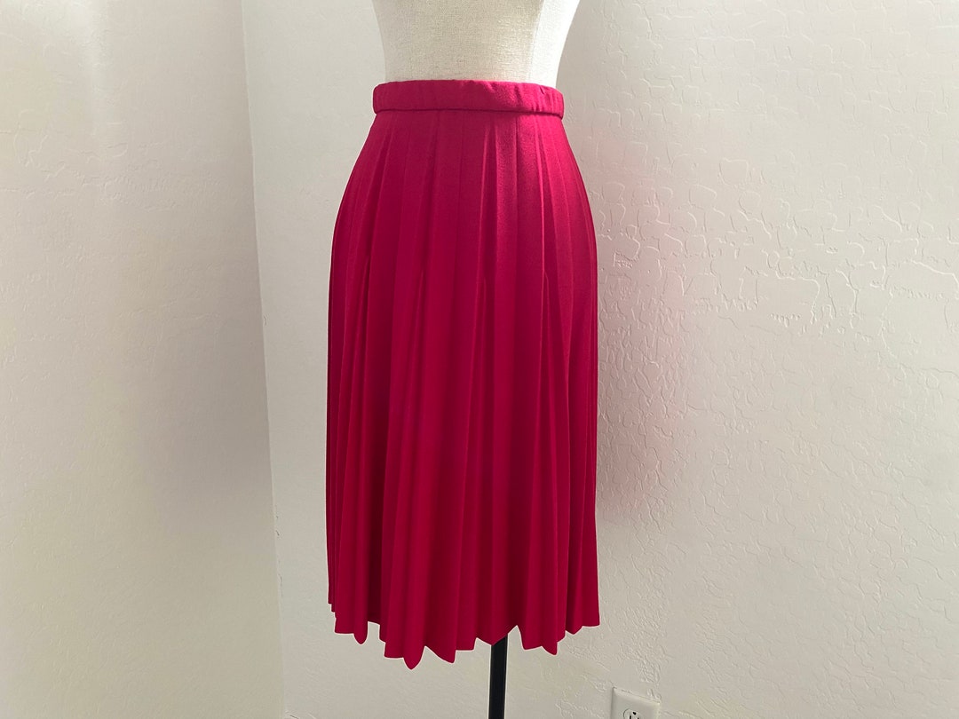 DEVONETTE Skirt Vintage 1970s Hot Pink Pleated A-line - Etsy