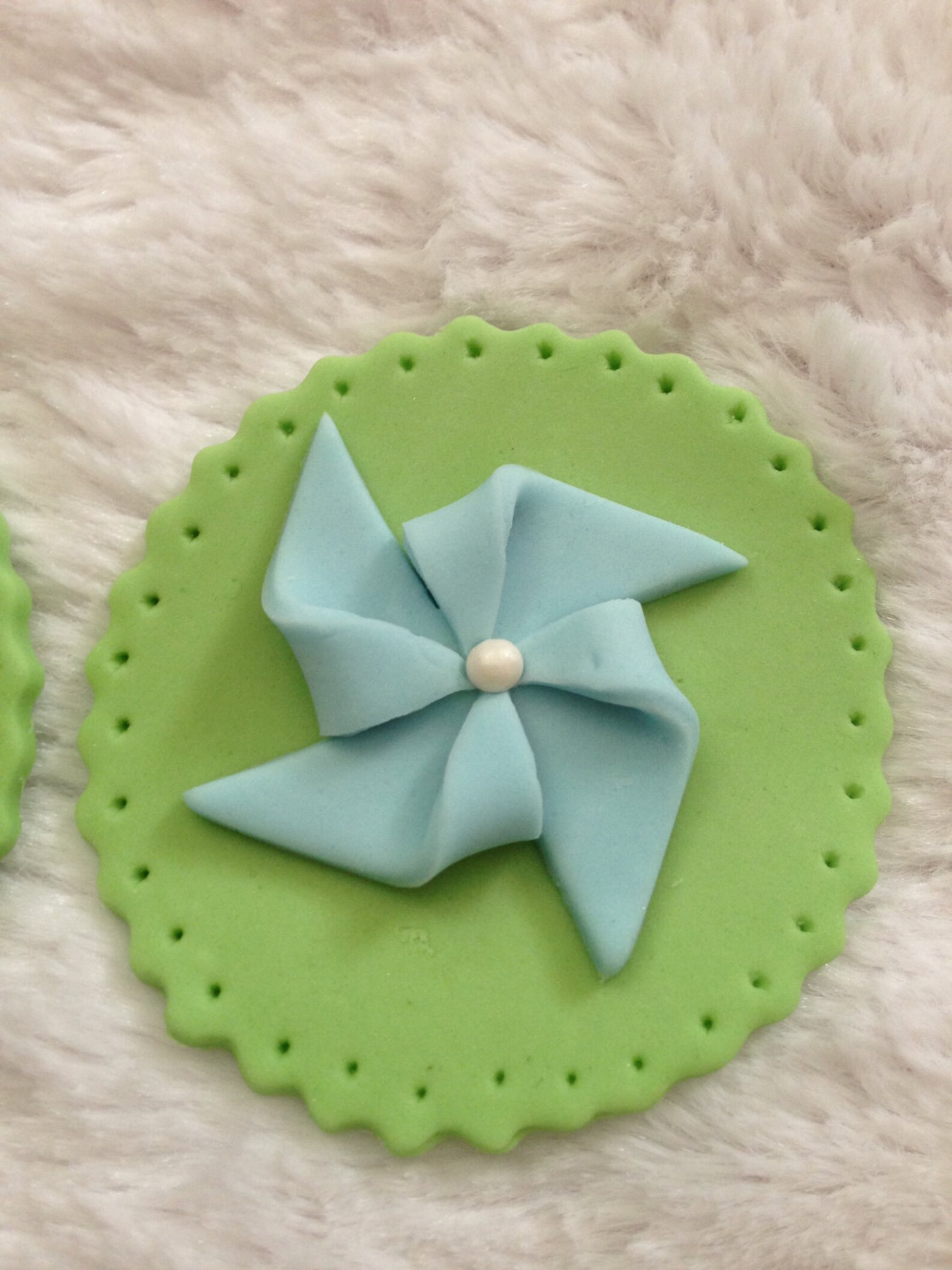 Adorable Edible Fondant Pinwheels Cupcake or Cookie Toppers - Etsy