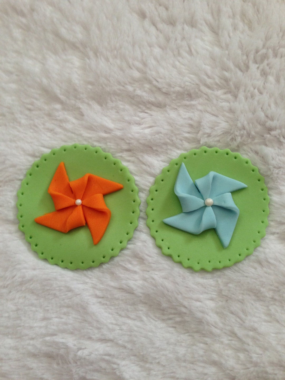 Adorable Edible Fondant Pinwheels Cupcake or Cookie Toppers, Perfect ...