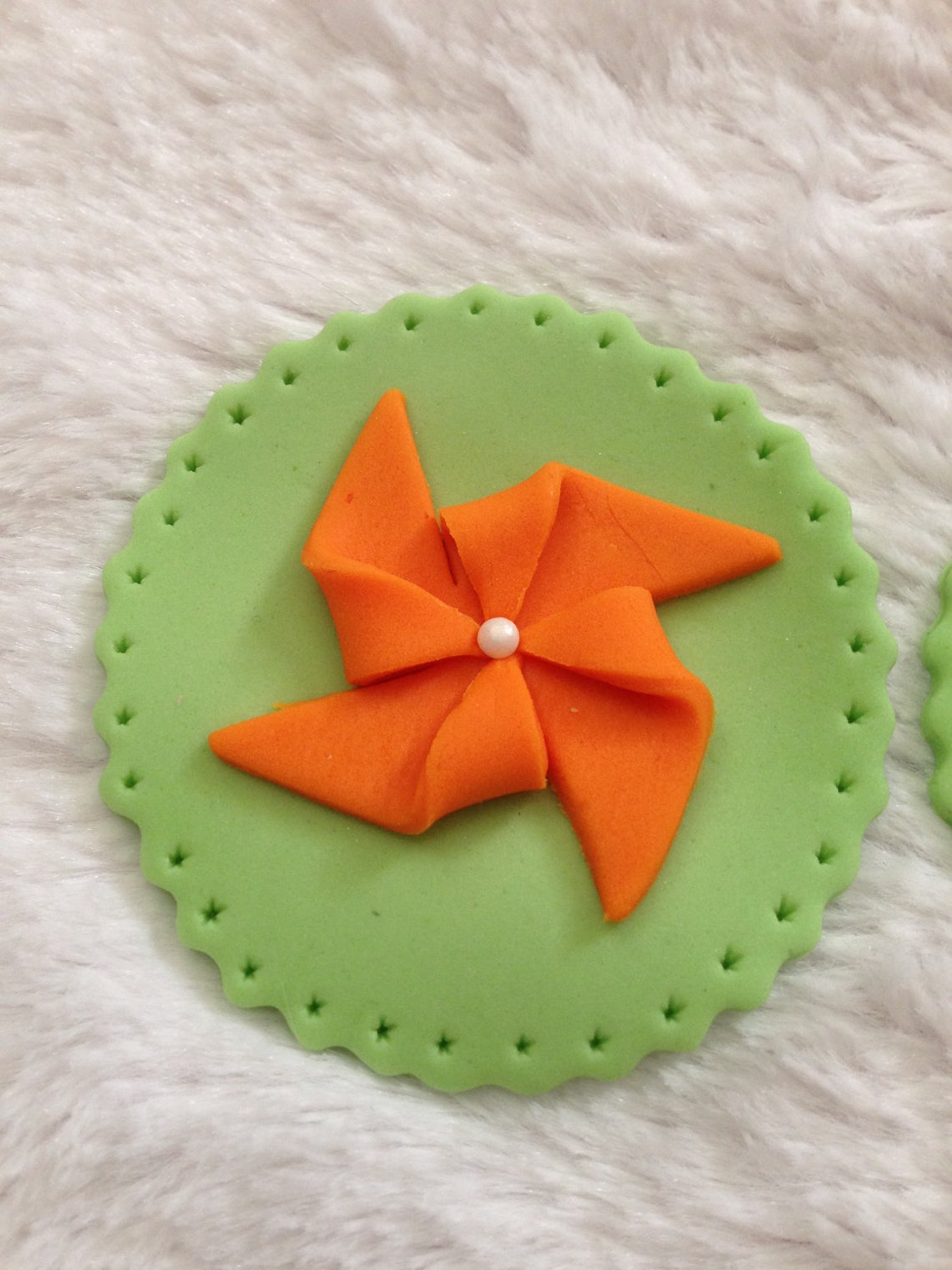 Adorable Edible Fondant Pinwheels Cupcake or Cookie Toppers - Etsy