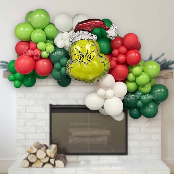 Grinch party supplies store