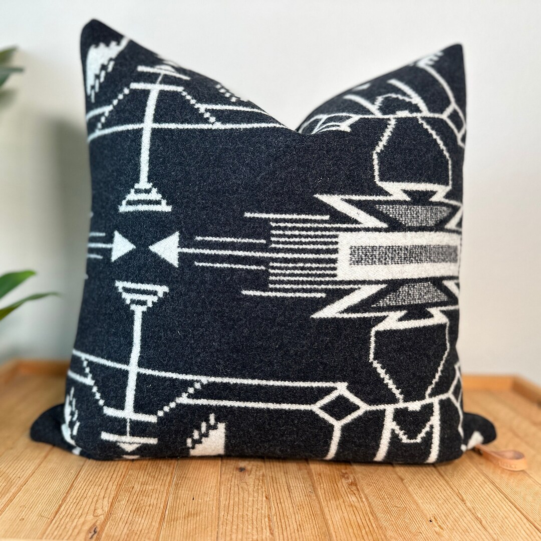 Tsi Mayoh Wool Almost Perfect Pillow Cover, Black and White ...