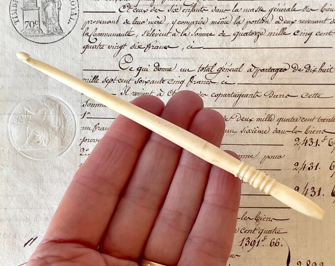 Antique/vintage Bone Bodkin/stiletto/needlework Tool - Hand-turned Ox ...