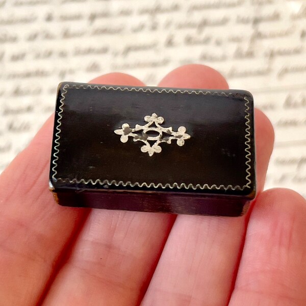 Antique Snuff Box - Etsy