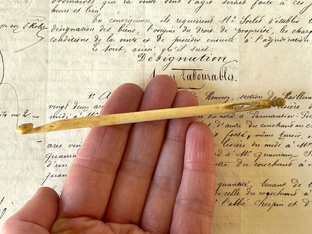Antique Bone Crochet Hook/hook & Needle/ribbon Threader - Etsy