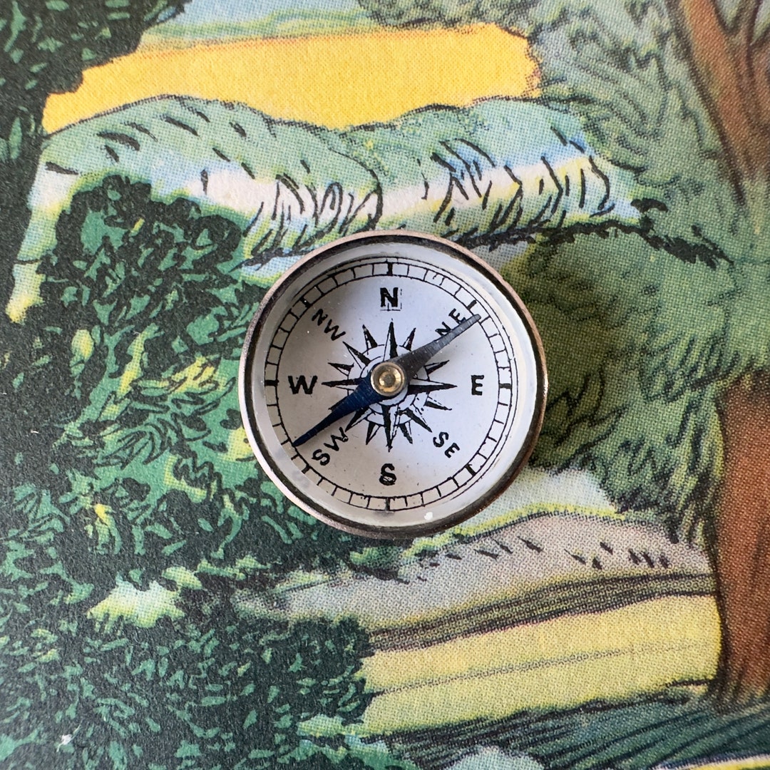Vintage Working Compass/small Compass Bevelled Glass Circa 1930's. - Etsy