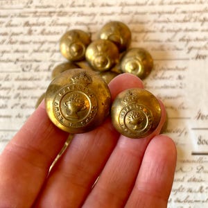 Vintage British Military Uniform Buttons X 14 - Army Catering Corp ...