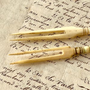 Antique/vintage Bone Forks/pickle Forks X 2 Hand-carved Bovine Bone ...