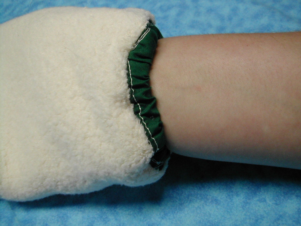 Anti Scratch Mitt - Etsy