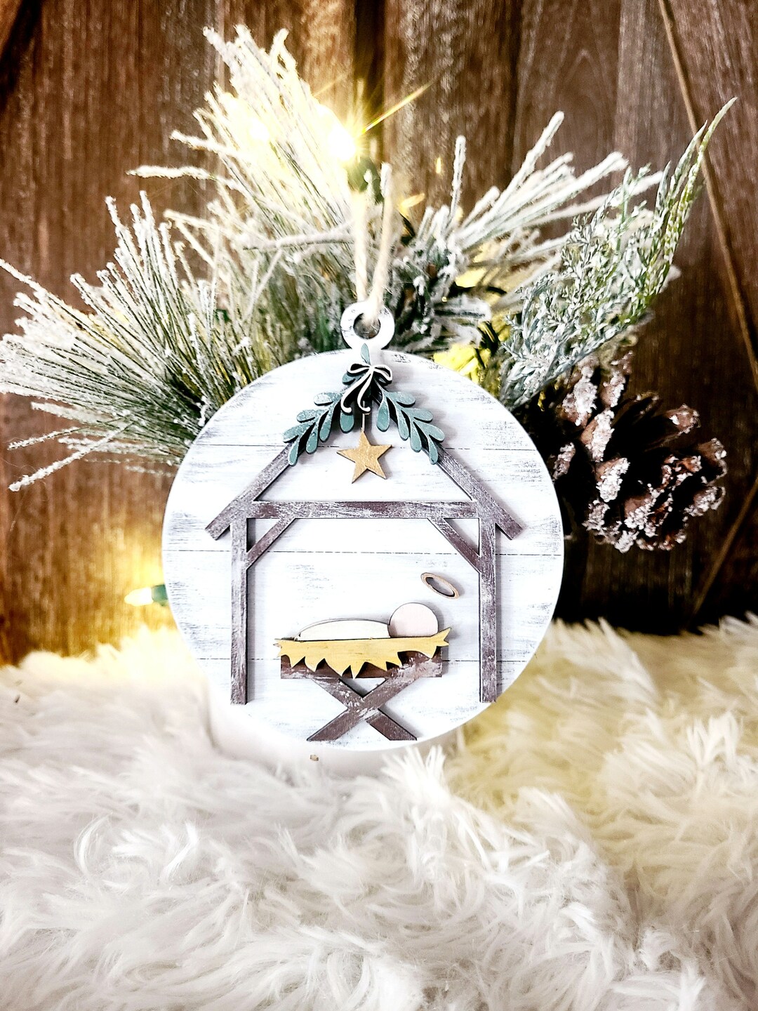 Rustic Manger Scene Ornament - Etsy