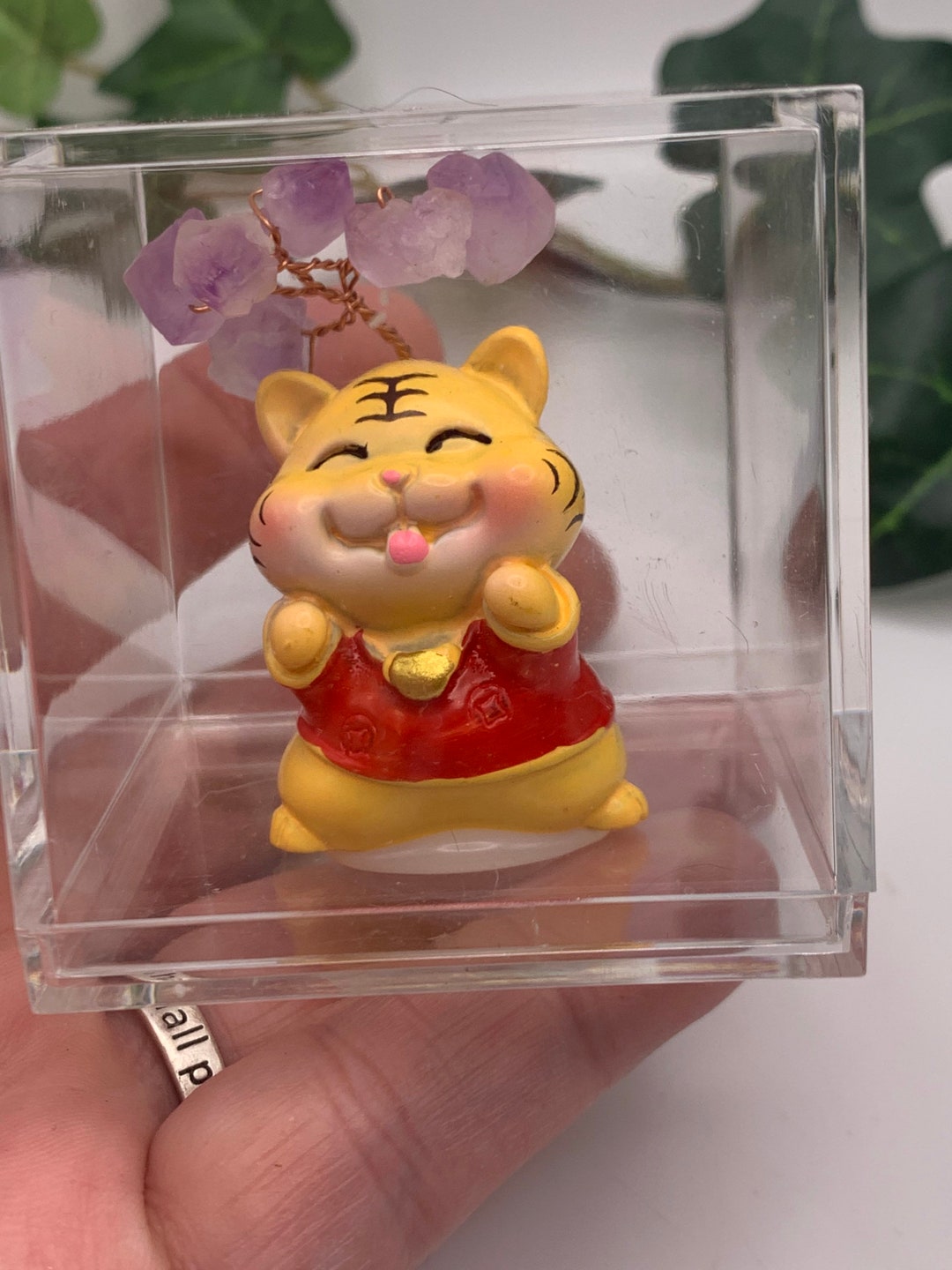 Chinese Lucky Money Cat Figurine in Plastic Display Box Amethyst Tree ...