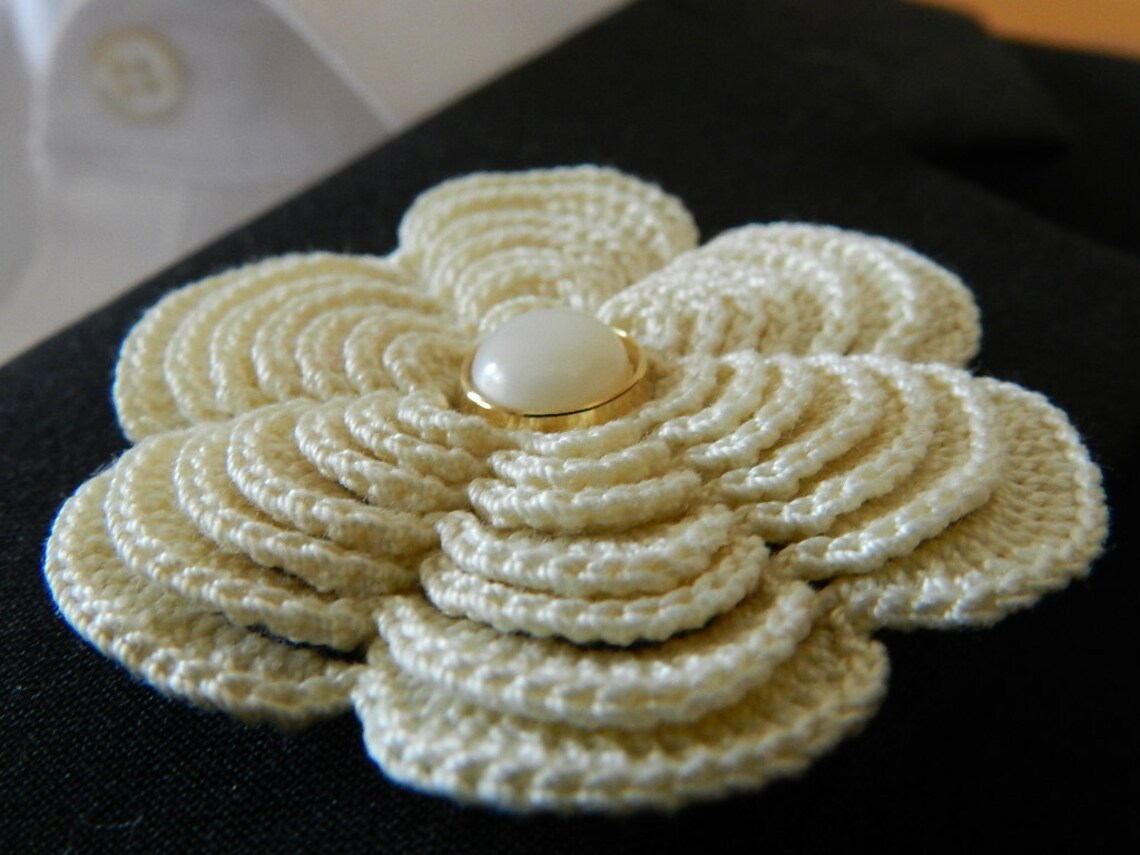 Bride Groom Groomsmen Lace Buttonhole Flower (ecru) - Etsy
