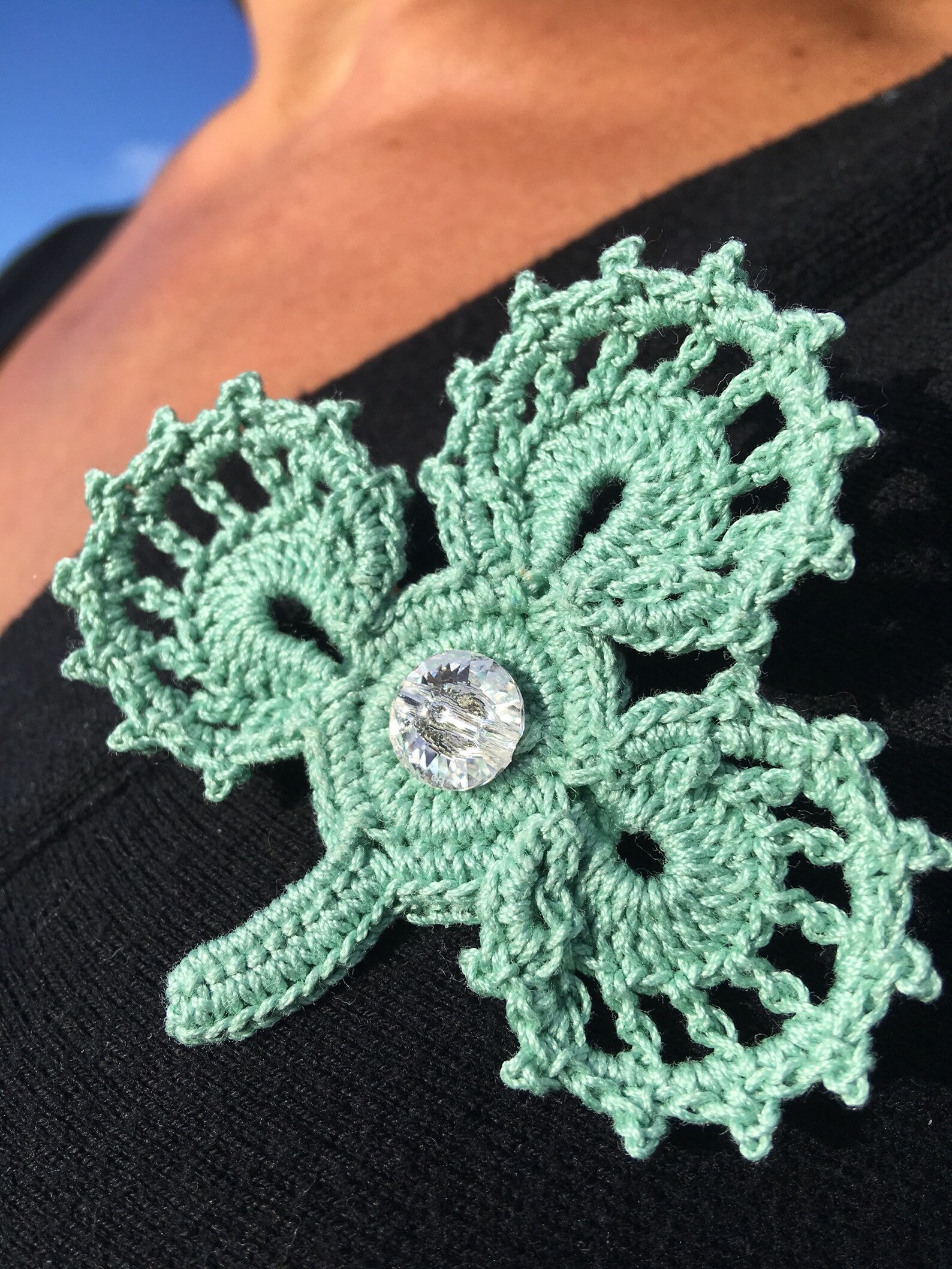 Irish Lace Shamrock Brooch Pin - Perfect for Paddys' Day - Etsy