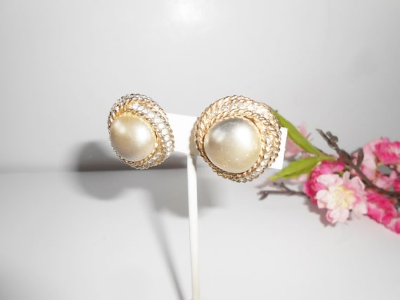 Pearl designer earrings store