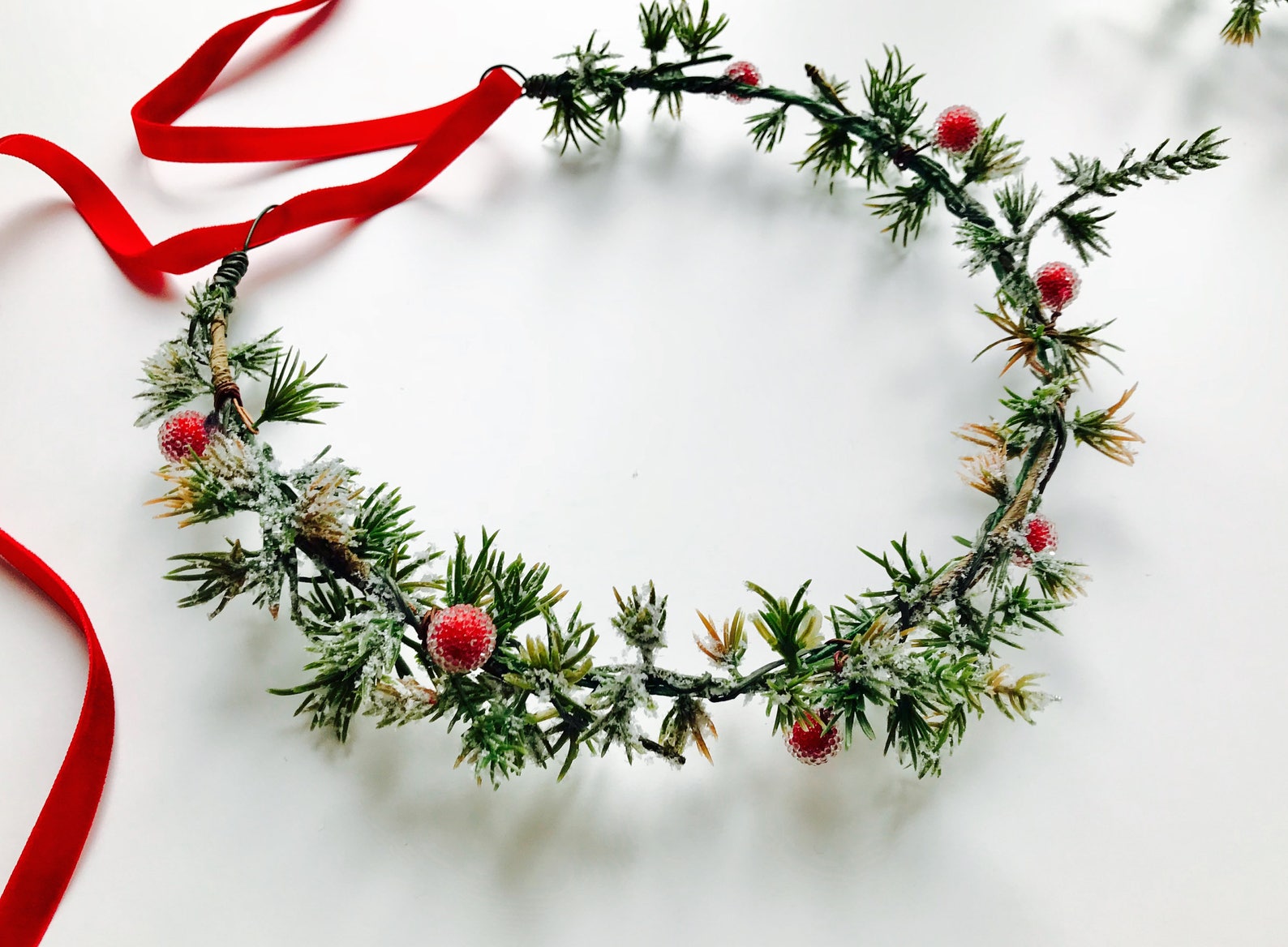 Winter Holiday Crown, Christmas Hair Wreath, Green Berry Headpiece ...