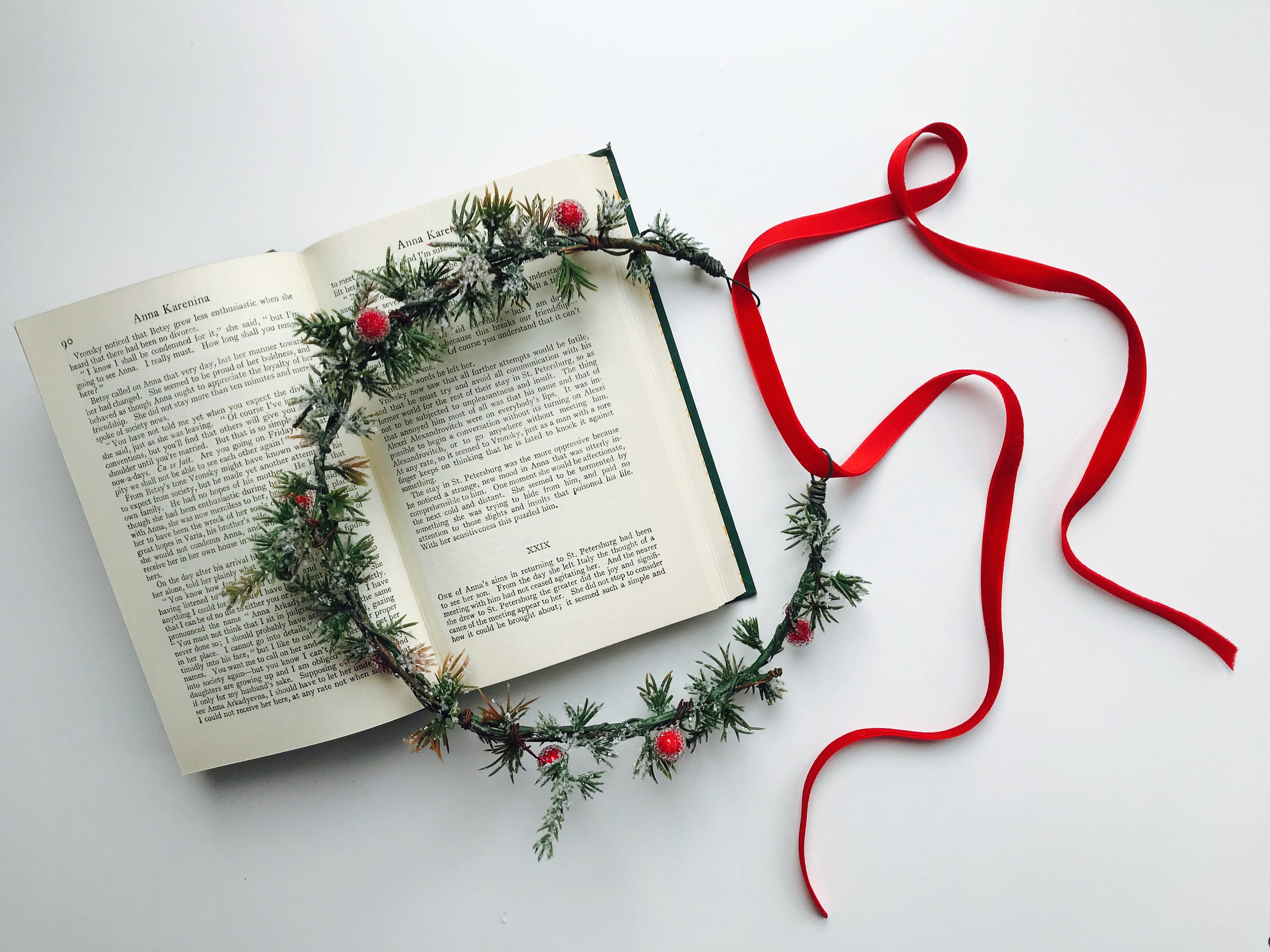 Winter Holiday Crown, Christmas Hair Wreath, Green Berry Headpiece ...