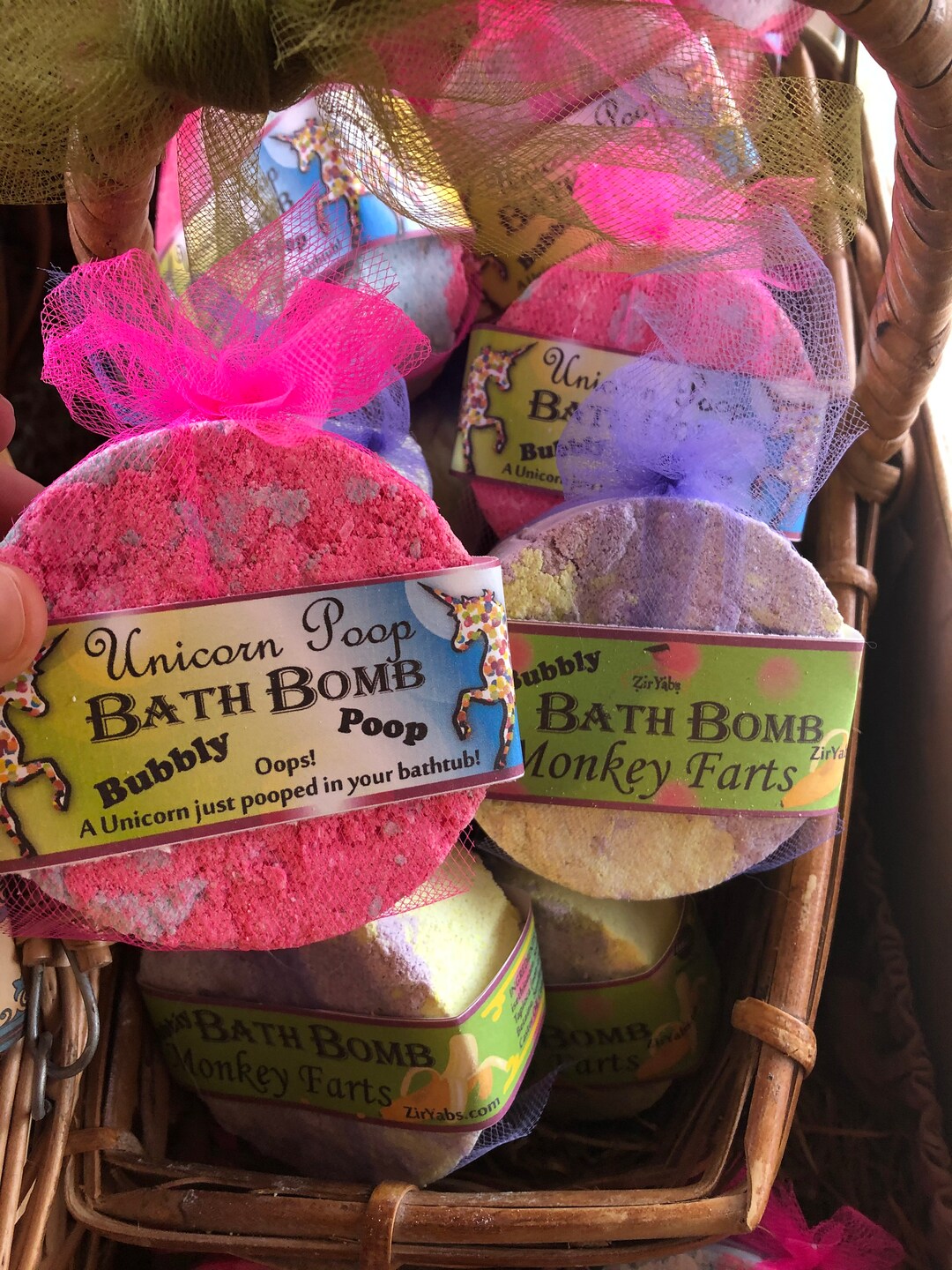 Bomba de baño con burbujas para niños: pedos de mono, caca de unicornio ...