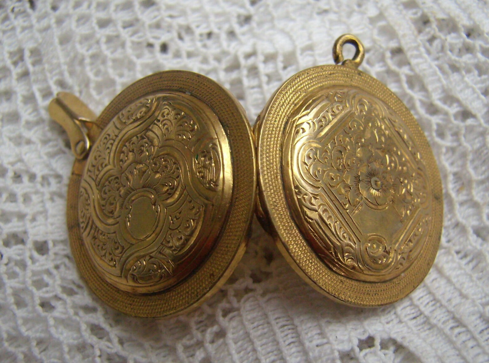 Antique Victorian Mourning Locket Three Hair Plaits Embossed - Etsy