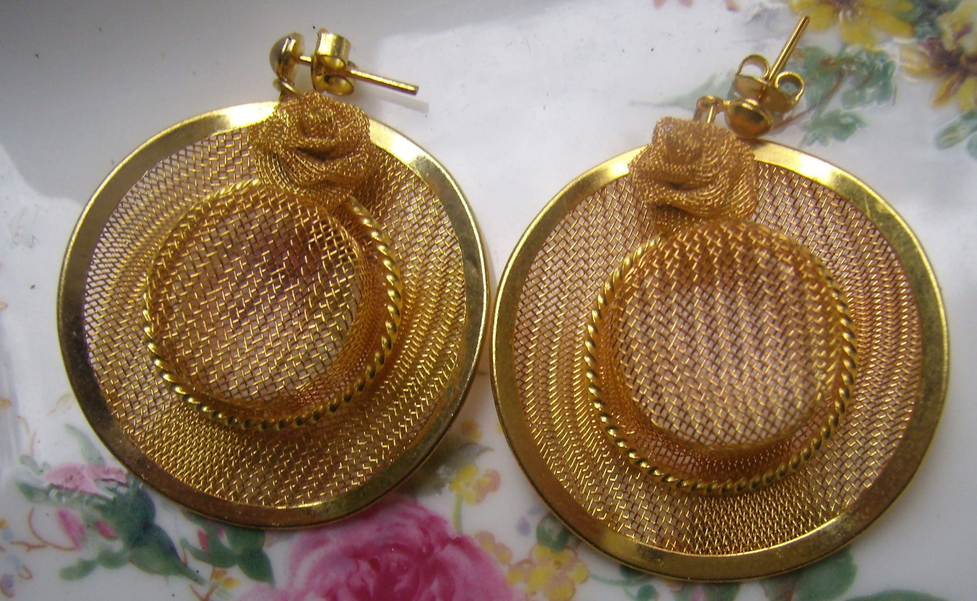 Vintage Gold Mesh Hat Dangle Post Back - Etsy UK