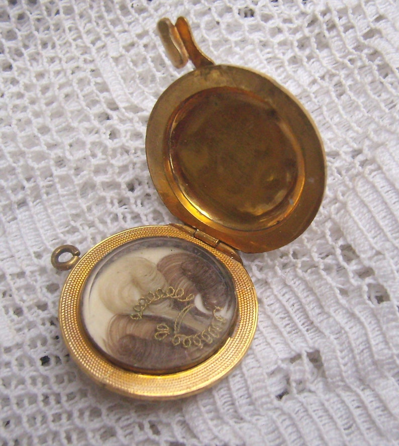 Antique Victorian Mourning Locket Three Hair Plaits Embossed - Etsy