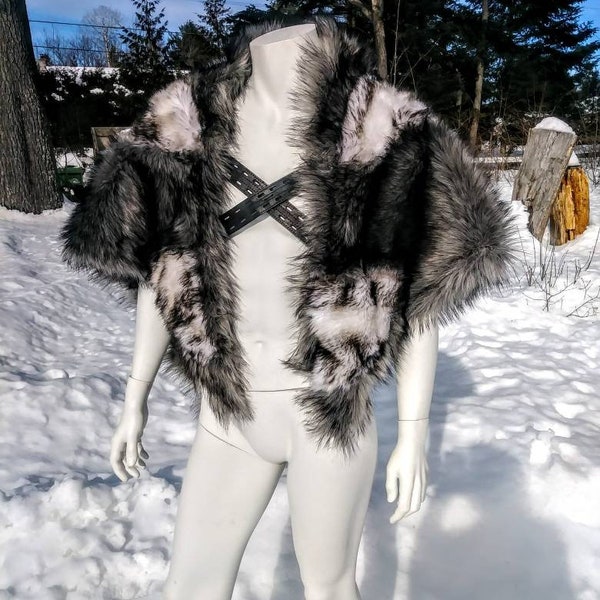 Viking Fur Mantle - Etsy