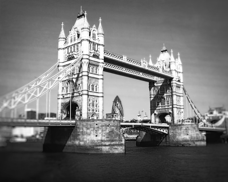 Tower Bridge London Print - London Bridge Black and White, Tower Bridge ...