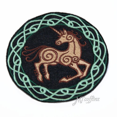 Celtic Knot Wreath Ring Unicorn Embroidered Iron on Patch | Etsy