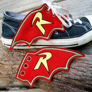 Modern Robin Logo Embroidered Shoe Wings Mtcoffinz - Etsy