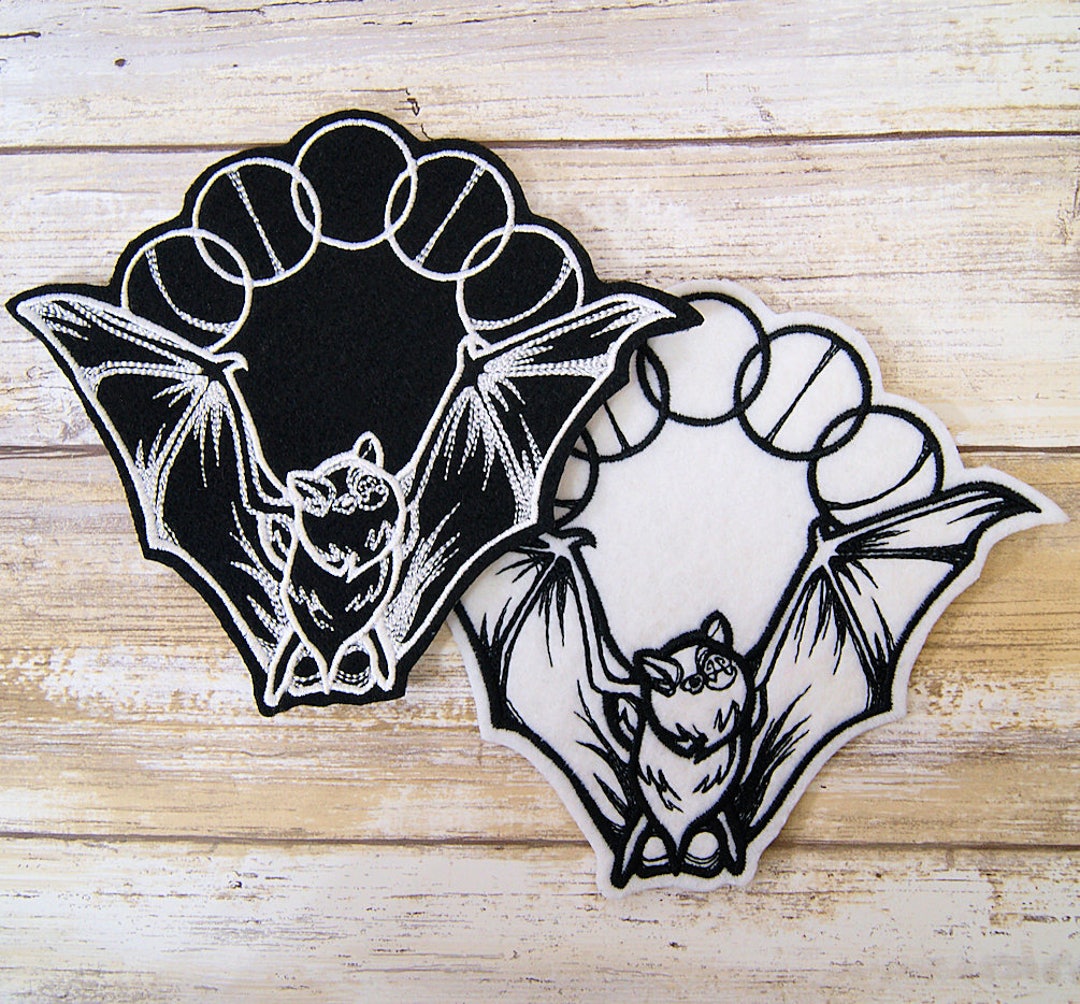 Phase of the Moon Bat Mystical Iron on Embroidery Patch Mtcoffinz ...