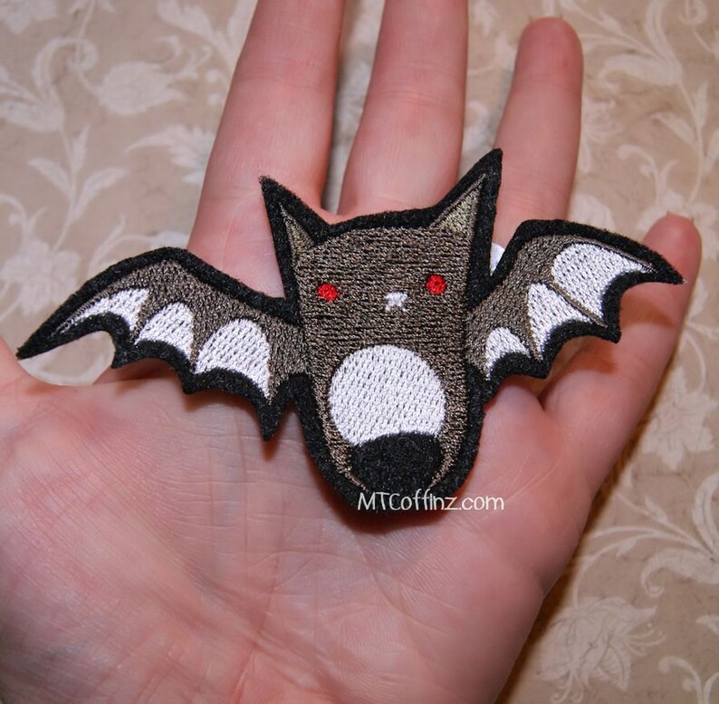 Baby Vampire Bat Red Eyes Anime Iron on Embroidery Patch - Etsy