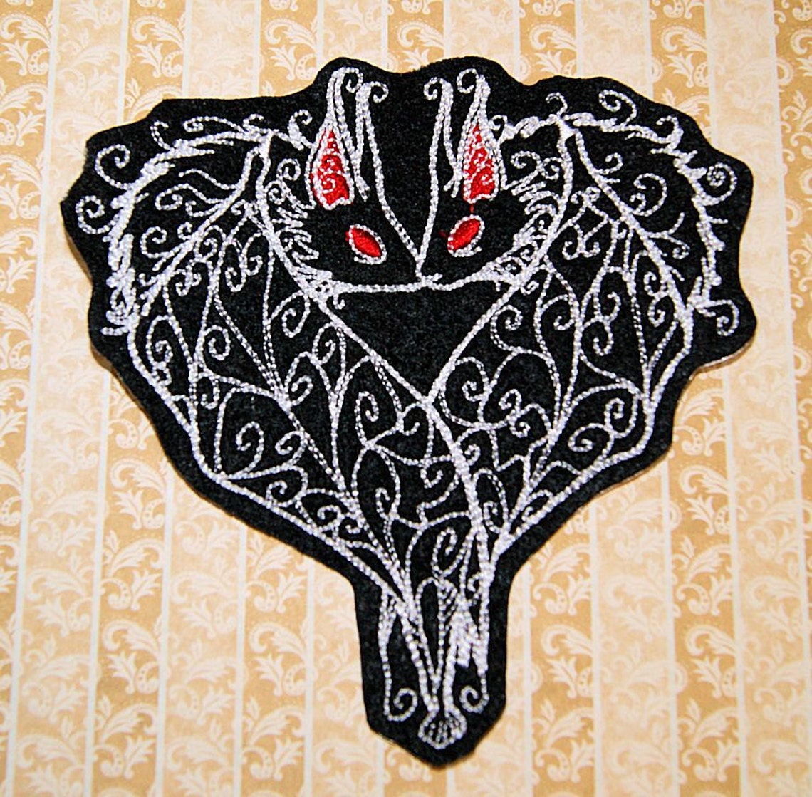 Kissing Gothic Vampire Bats Iron on Embroidery Patch Mtcoffinz - Choose ...